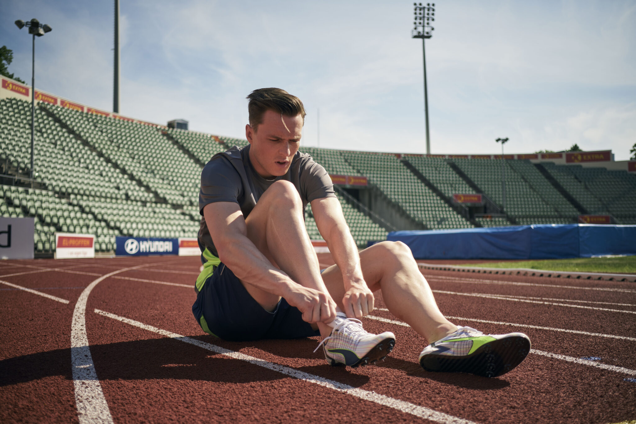 PUMA s'associe à Mercedes AMG pour ses nouvelles pointes d'athlétisme